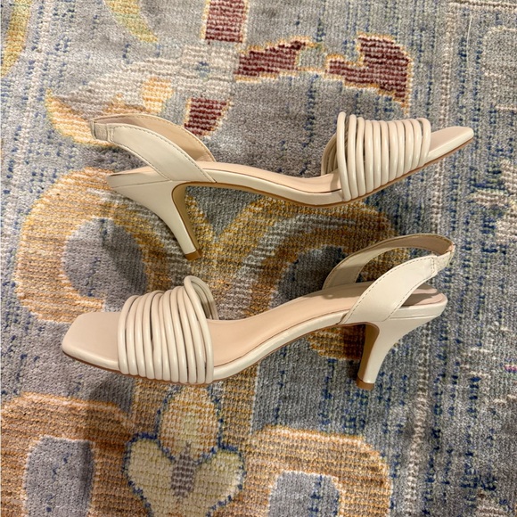 H by Halston | Shoes | Halston Hong Kong Slingback Heel Sandals Cream ...
